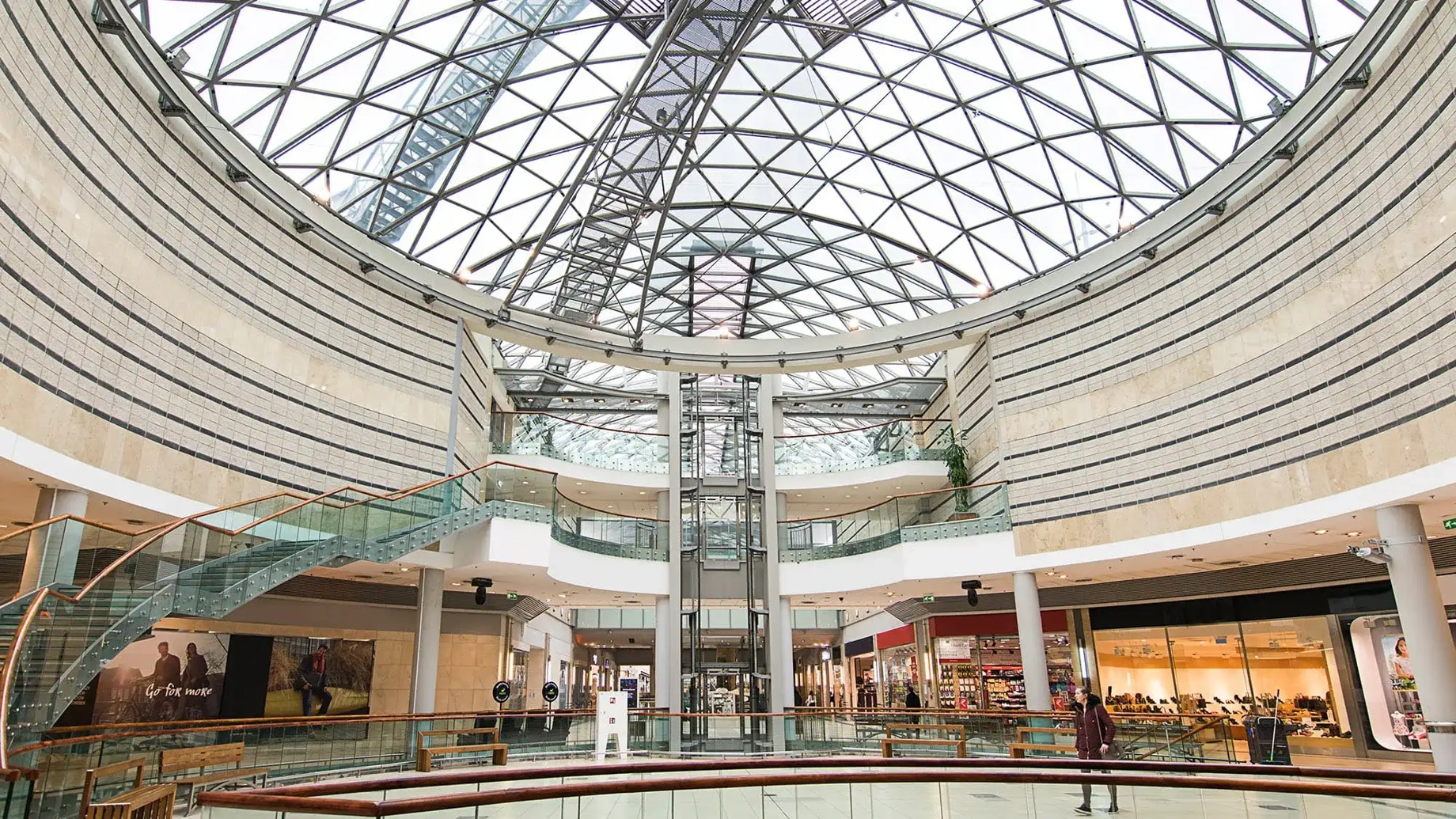Atrium Promenada Shopping Mall refurbishment - Arup