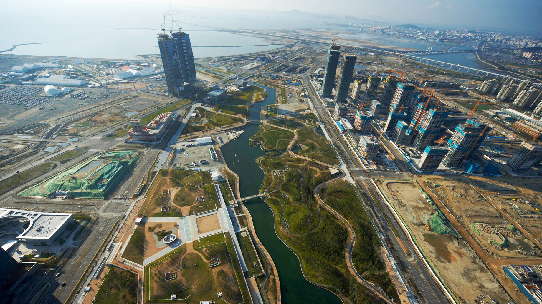 New Songdo City Central Park and Canal - Arup